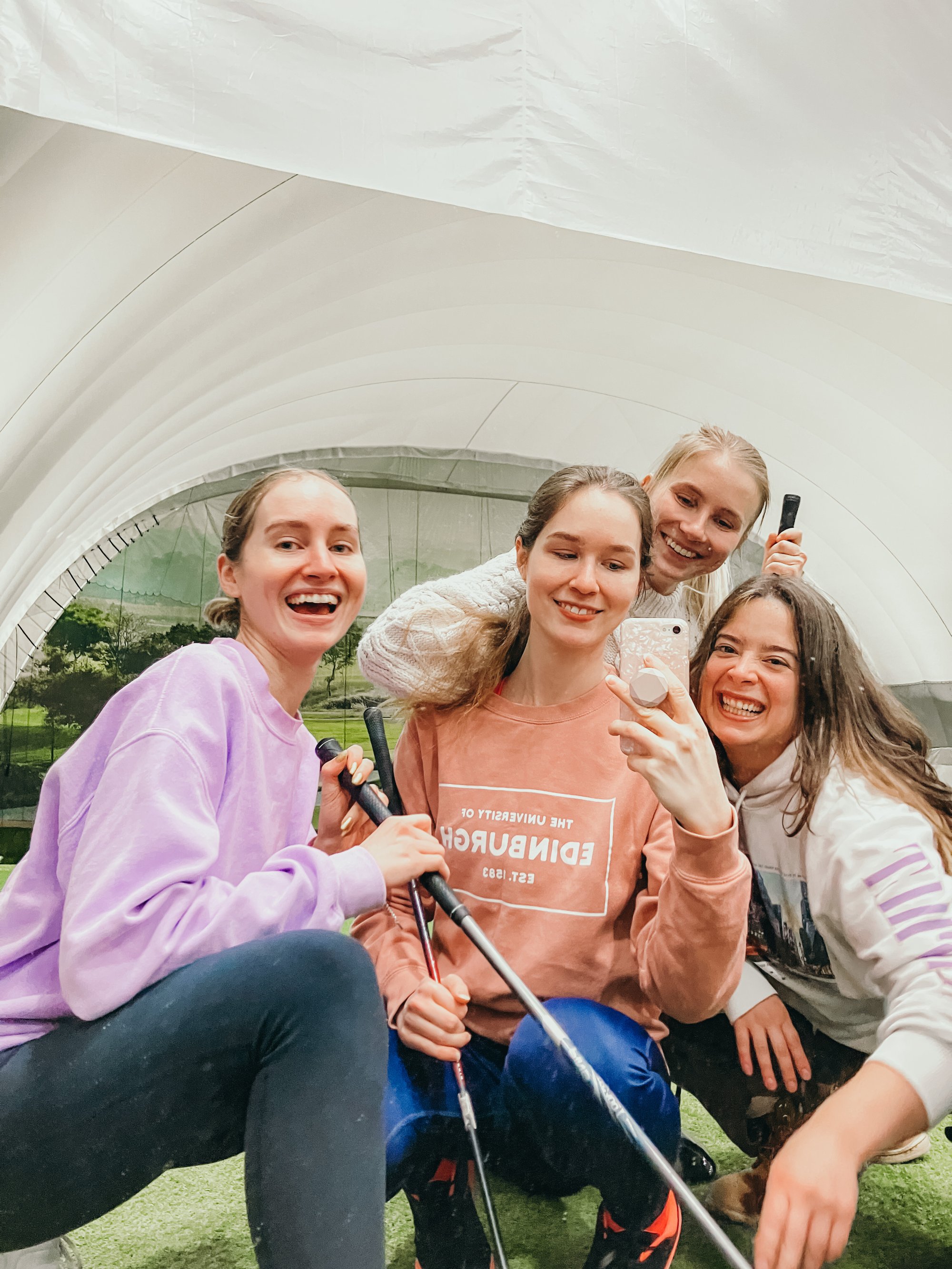 Influencer marketing on Instagram vs TikTok - which is right for you?